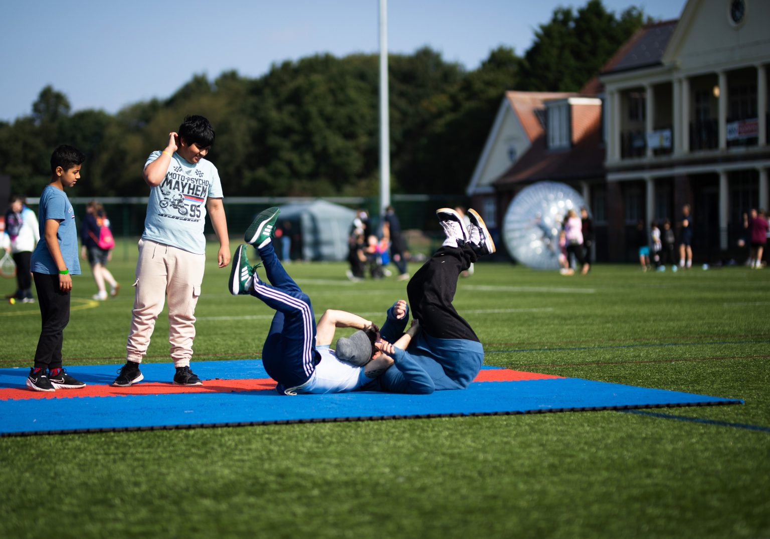 StreetGames Approach - Sport at the right time, place, price and right way.